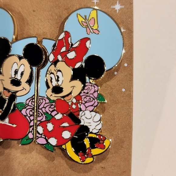 Disney | Accessories | Disney Mickey And Minnie Mouse Couples Floral ...